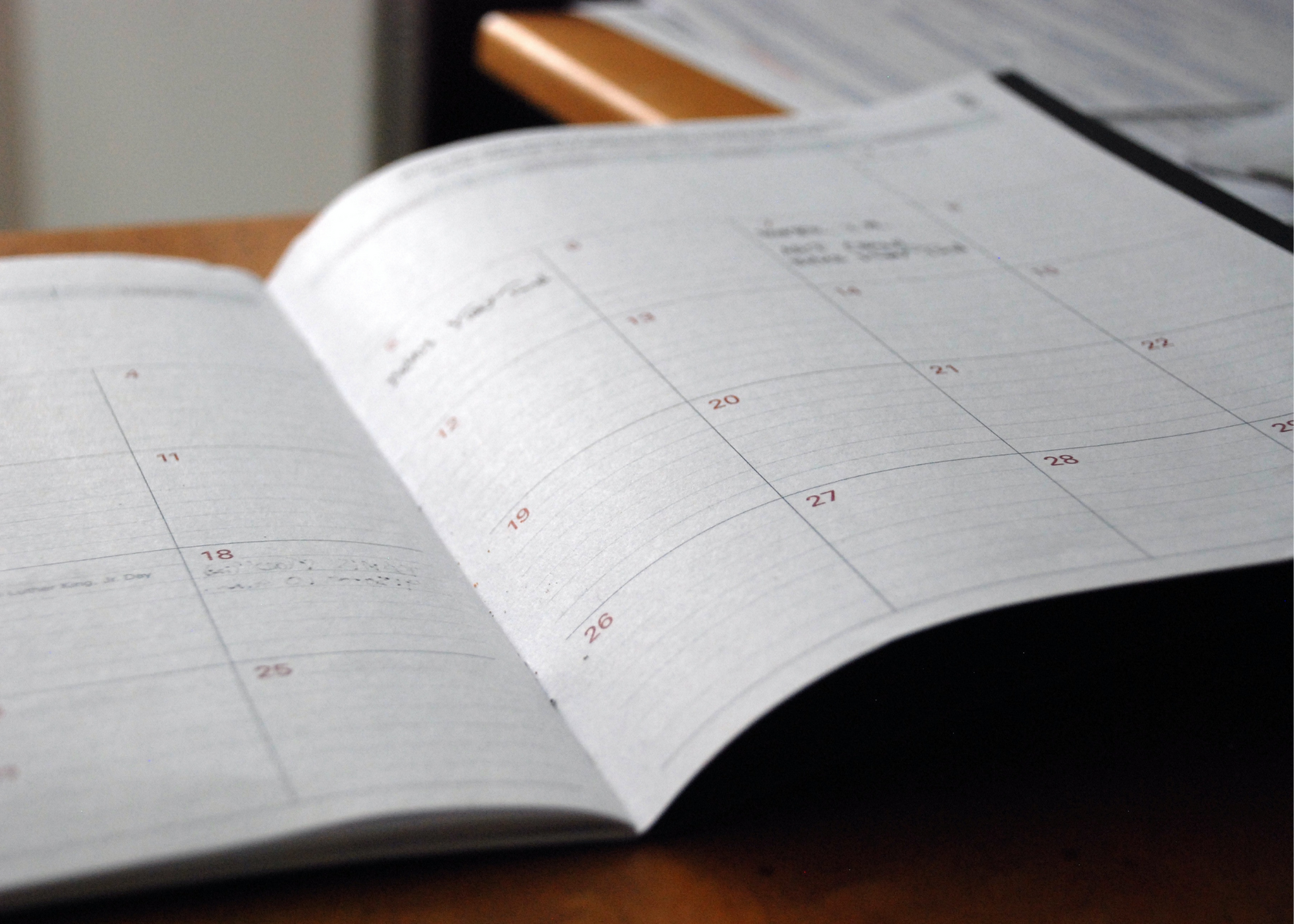 Want more work life balance? Use a family calendar to lighten the load ...
